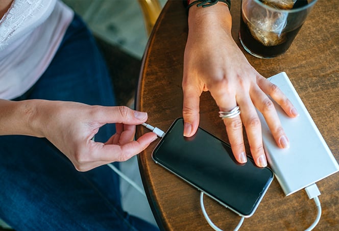 How to Clean the Charging Port on Your iPhone or Android